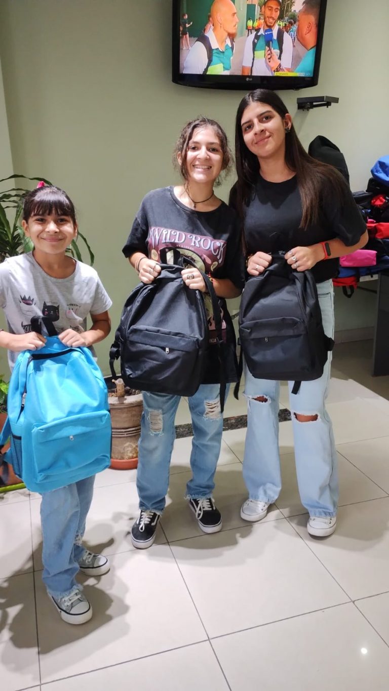 Entrega Kit Escolar 2023 | UOM San Martín